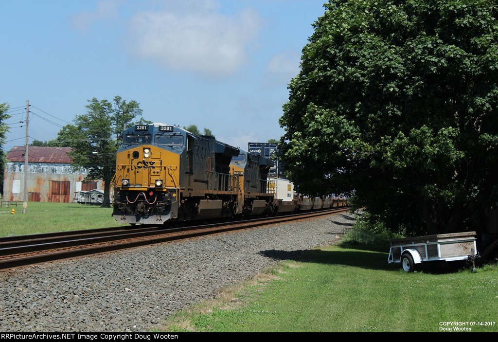 CSXT Westbound Intermodal